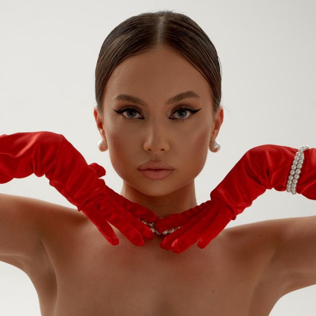 Статистика Telegram-канала "SALDYRKINA OKSANA" — @saldyrkina_oksana1998 — TGStat